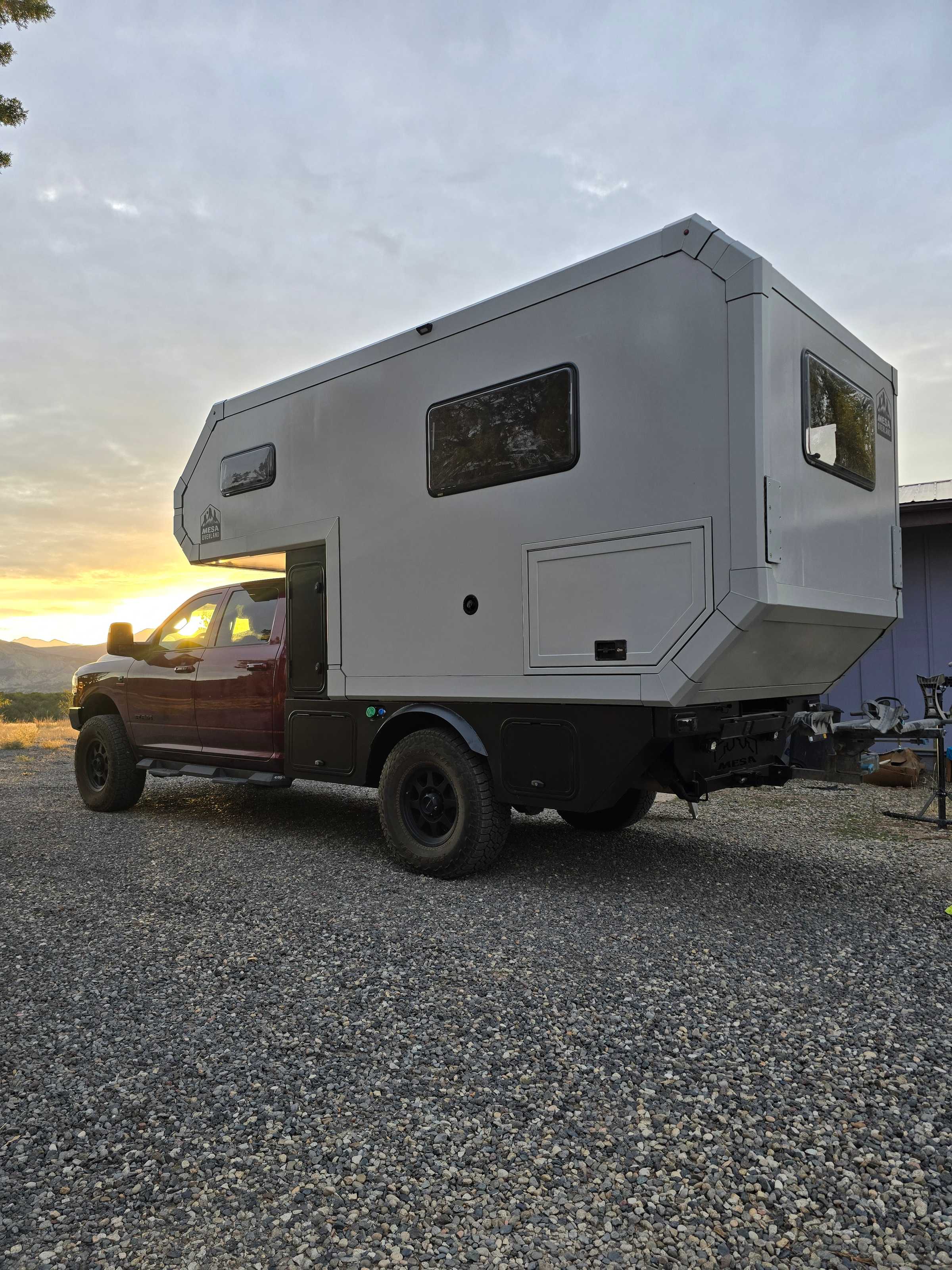 Build & Price "SunKat" 102F18DA Chassis-mounted | Mesa Overland